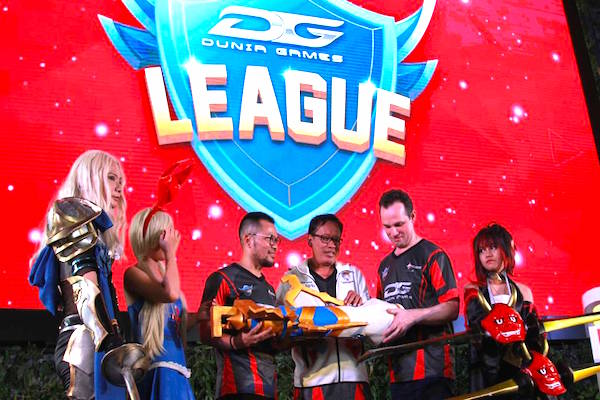 Majalah ICT – Telkomsel Lewat Dunia Games Gelar Liga eSport